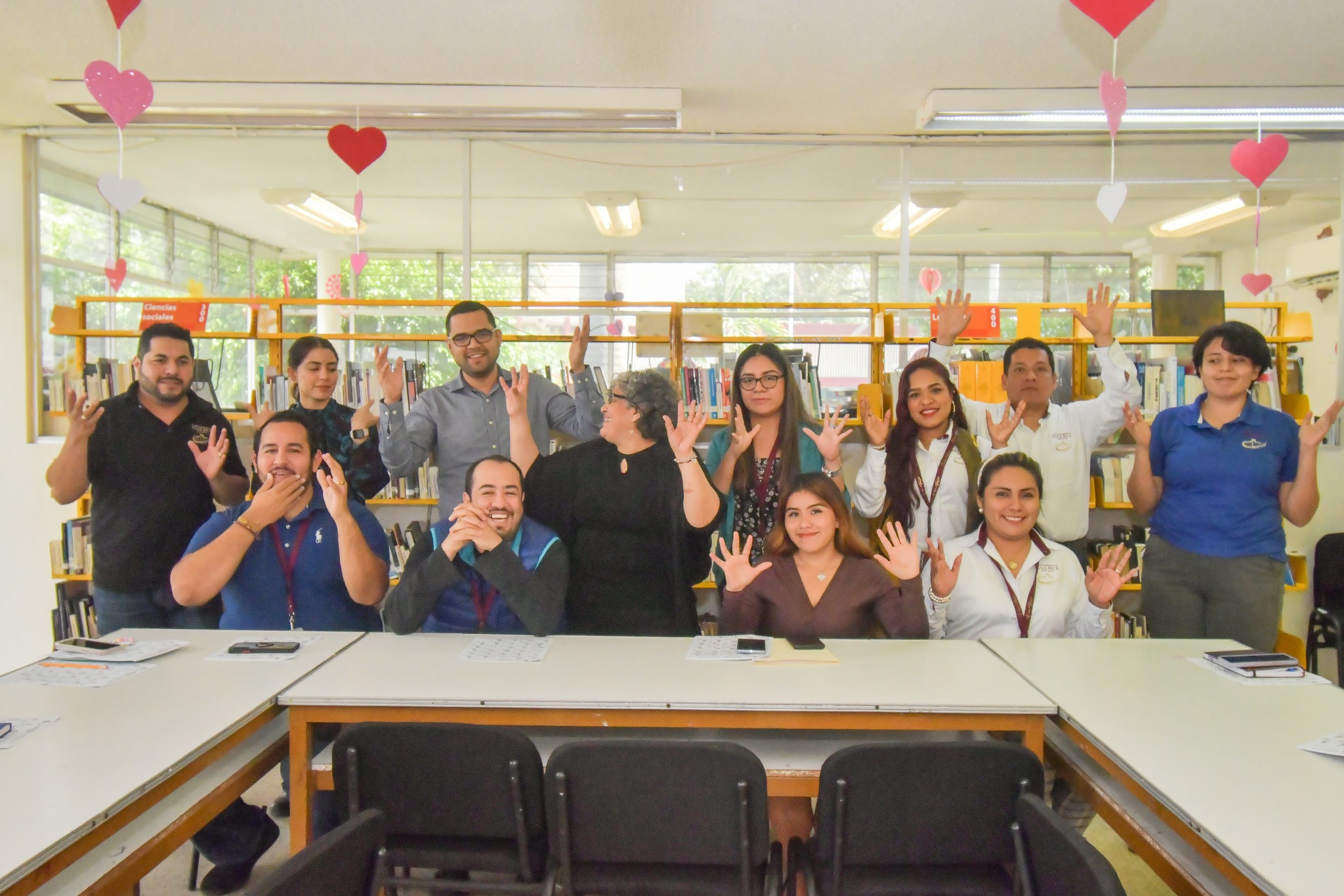 Comenzaron los cursos de Lengua de Señas Mexicana - Poza York